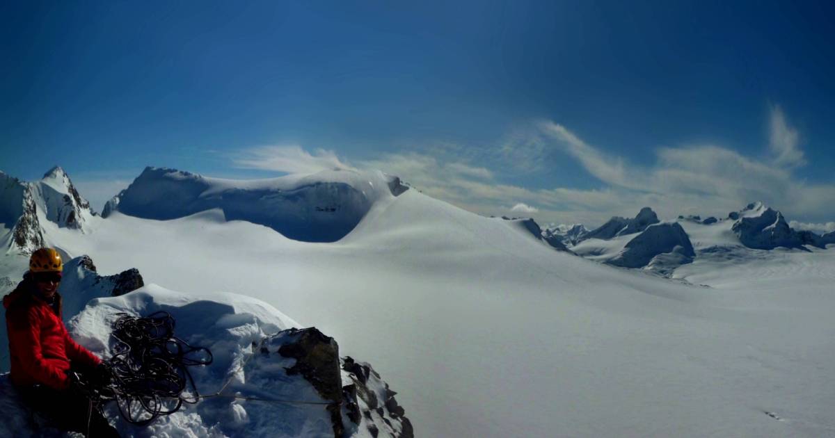 Chest Coils - Tying into the Rope on a Glacier - VDiff Climbing